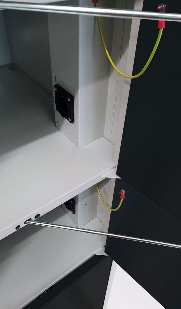 Mobile Device Charging Locker – 6 Doors | ALFA 3